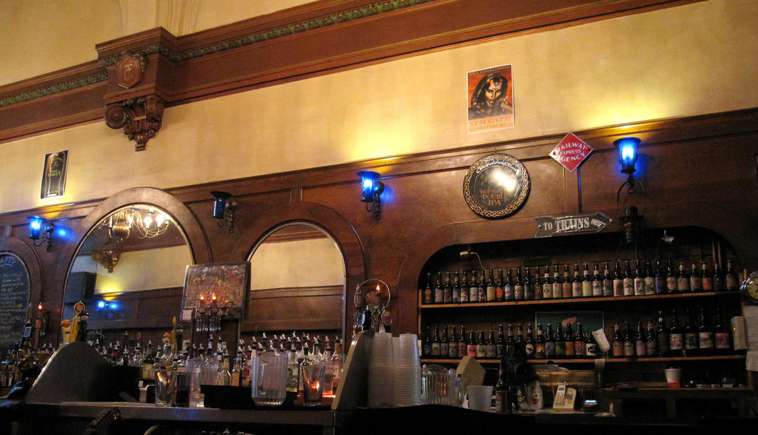 The Grand Trunk Pub in Detroit | National Trust for Historic Preservation