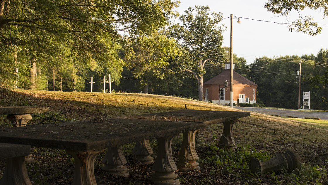 Octagonal Gem: McBee Methodist Church in Conestee, South Carolina ...