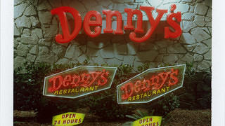 One Photographer's Quest to Capture Vintage Signs Across the Country ...