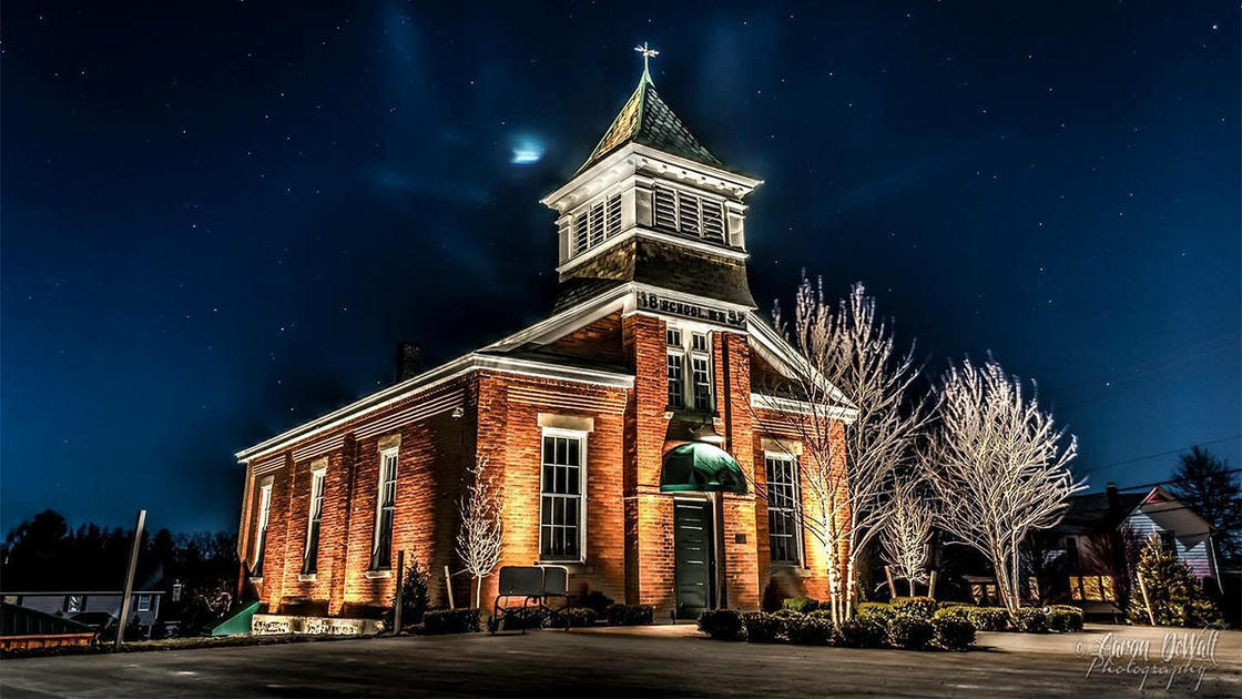 Fly North for the Winter to the Swan Tavern | National Trust for ...