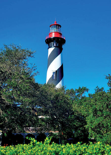 Inside the Restoration of a Still-Active Florida Lighthouse | National ...